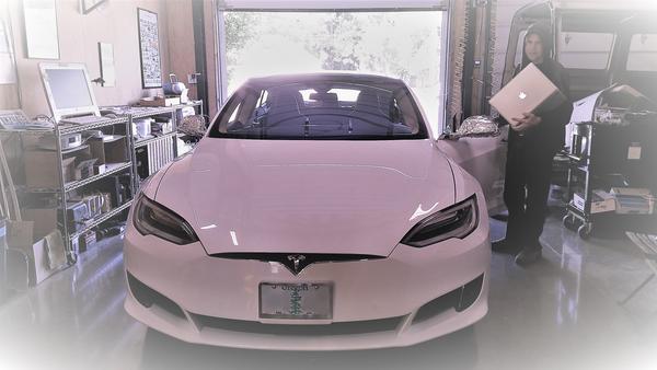 Tesla powertrain turns Johnny Cash's Rolls-Royce into unique EV with ...