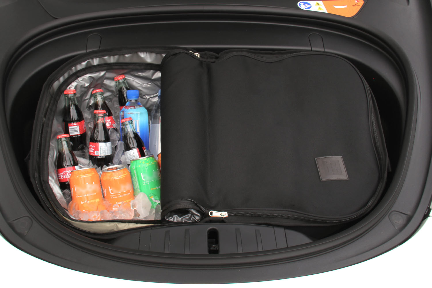 Tesloid’s new Model 3 Frunk Cooler Food Bag is the perfect road trip ...