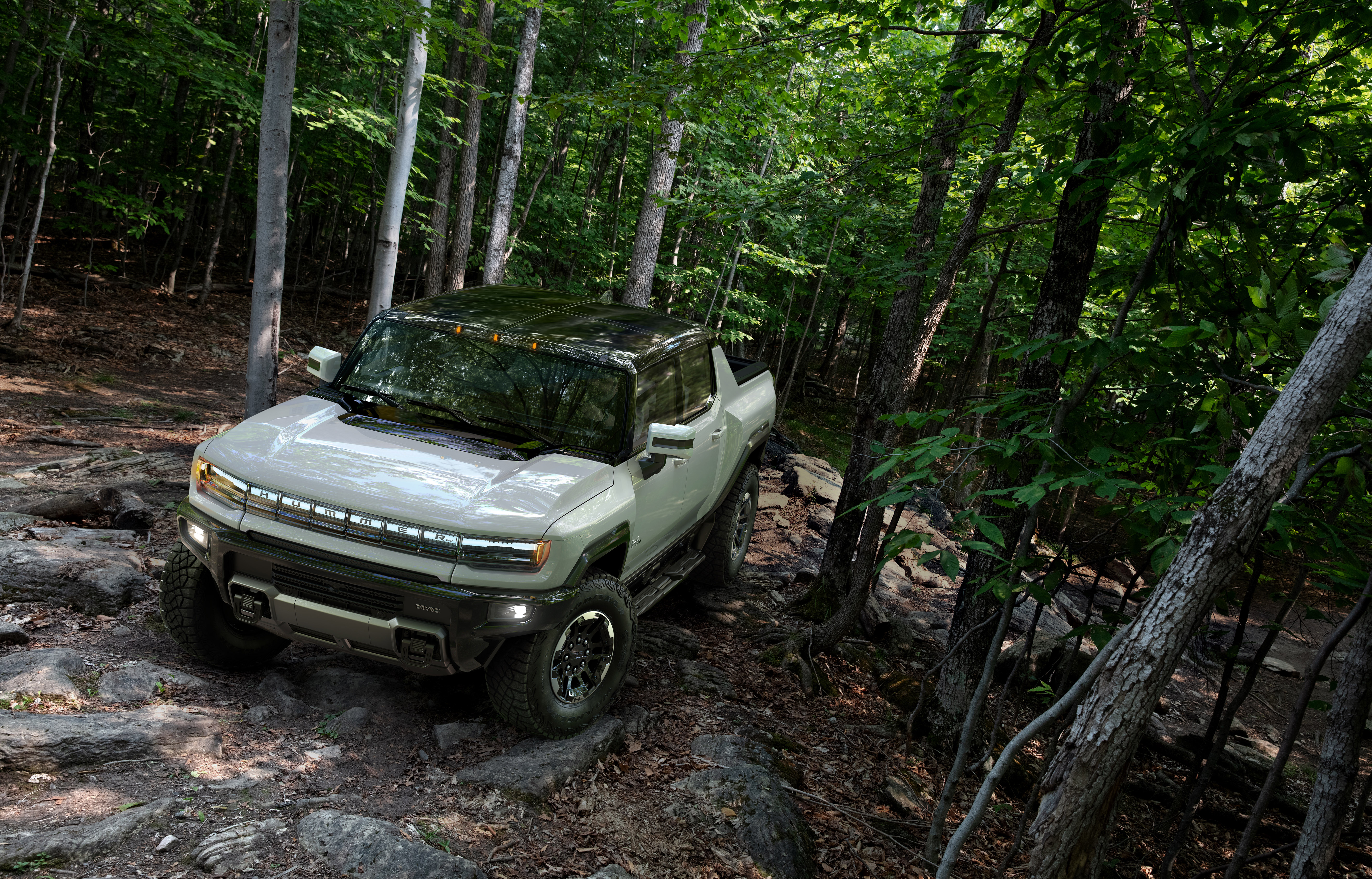 GM unveils Hummer EV: 350-mile electric supertruck with $80,000 super ...