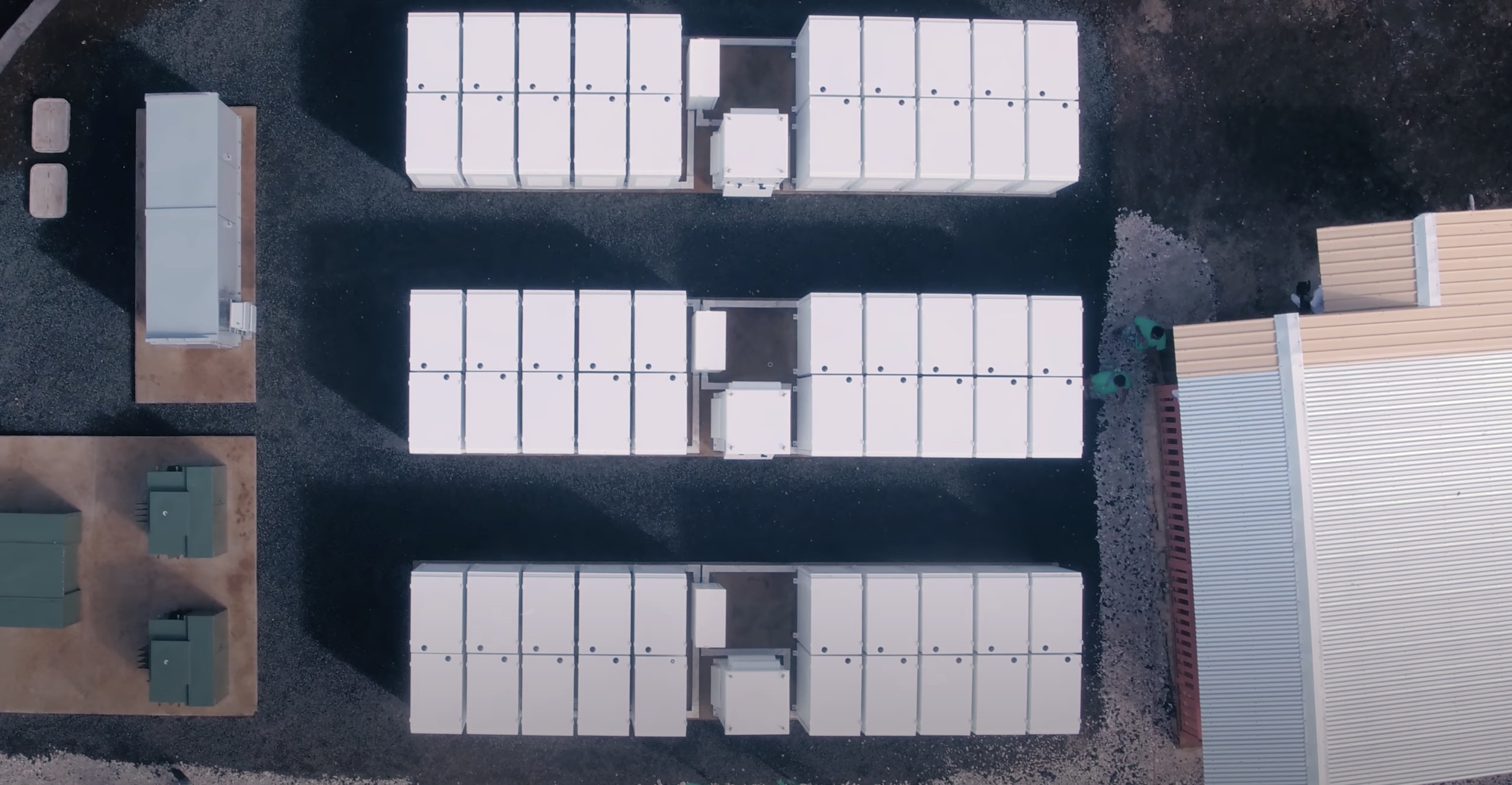 Tesla has over 120 operational microgrids around the world | Pakistan ...