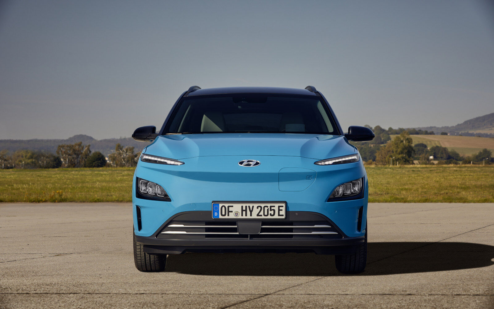 Hyundai unveils Kona Electric refresh with bold new front-end design ...