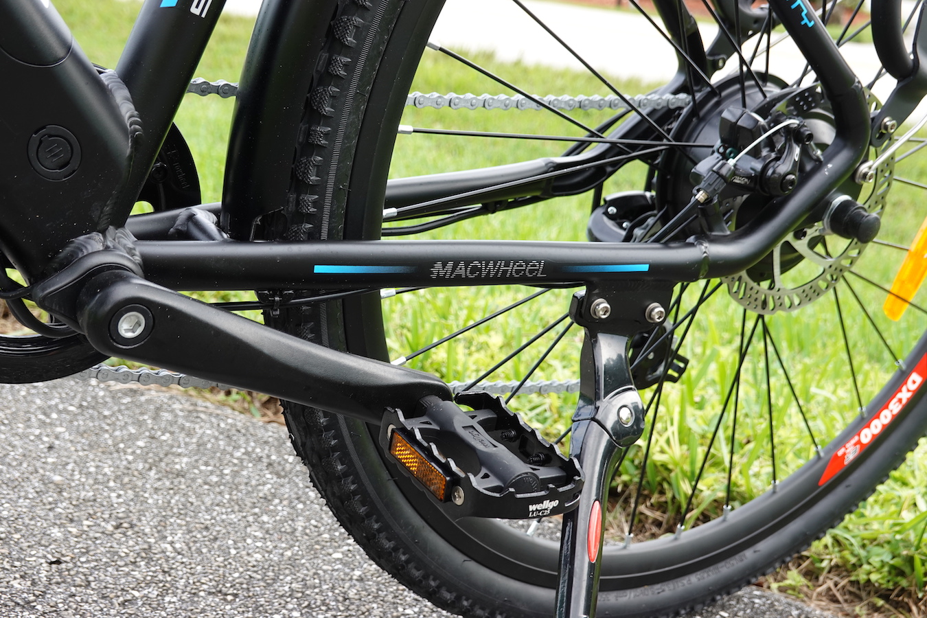 Macwheel Cruiser budget electric bike review: Cheap thrills at $799 ...