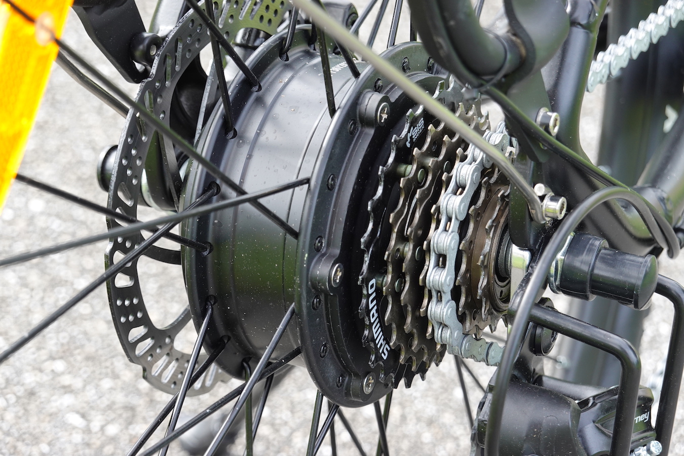 Macwheel Cruiser budget electric bike review: Cheap thrills at $799 ...