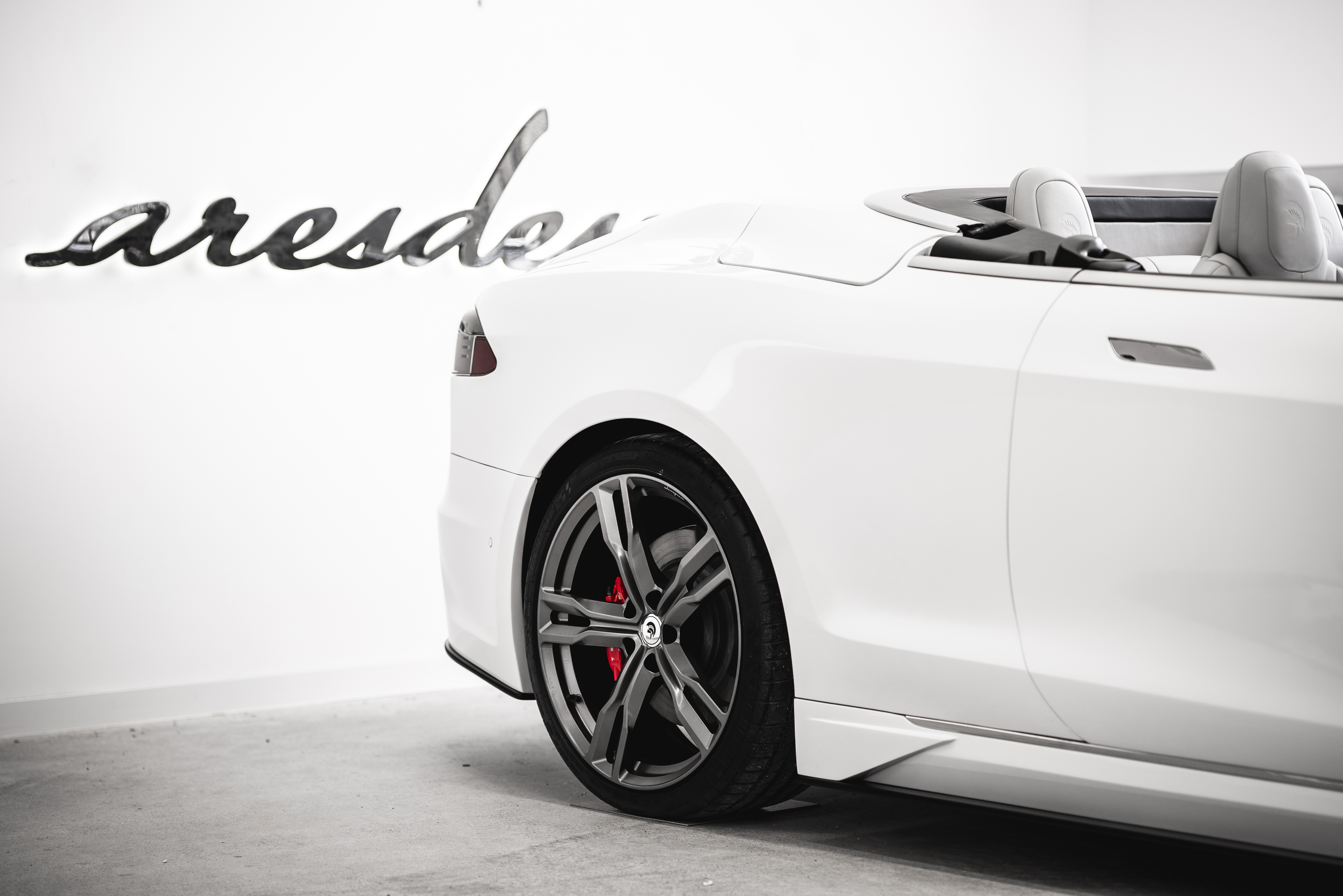 Tesla Model S is turned into 2-door convertible and actually looks good ...