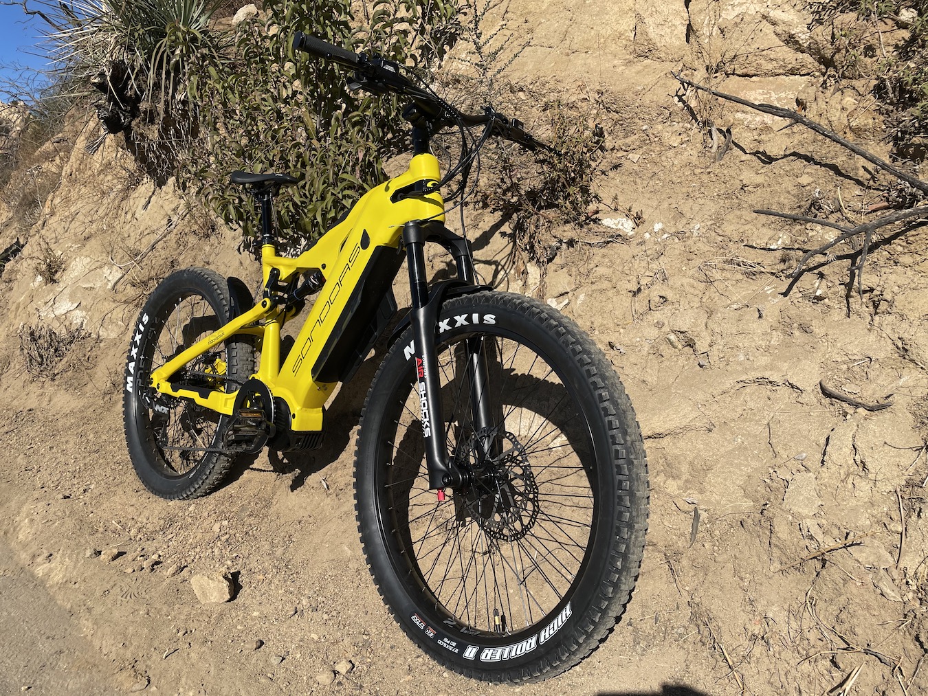 First ride on SONDORS new 1,000W+ e-bikes and latest electric moped