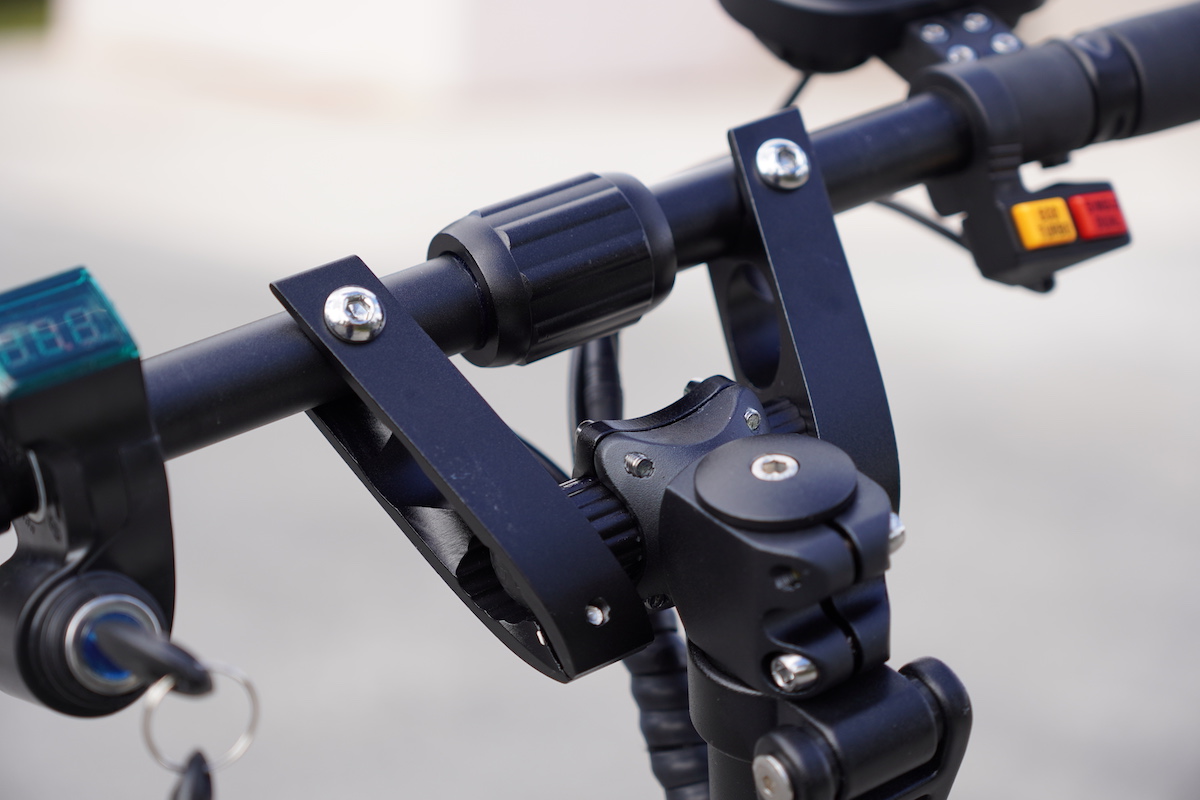 Apollo Ghost electric scooter review: Fast, fun, and full-suspension!