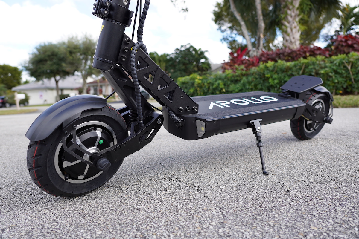 Apollo Ghost electric scooter review: Fast, fun, and full-suspension!