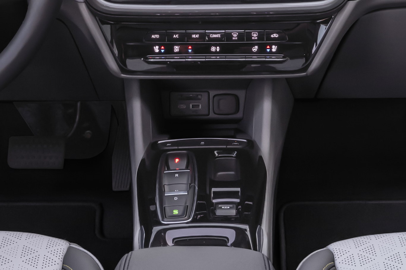 2022 Chevrolet Bolt EUV and EV announced with almost everything you ...