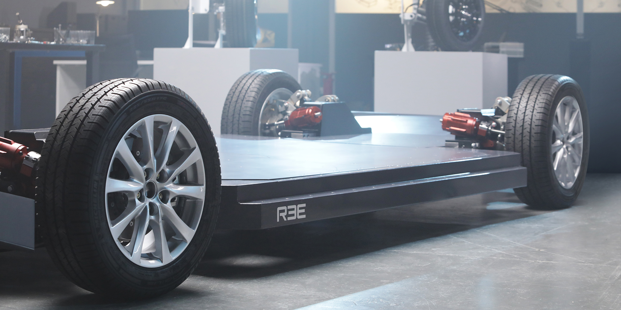REE Automotive announces collaboration with Magna | Electrek