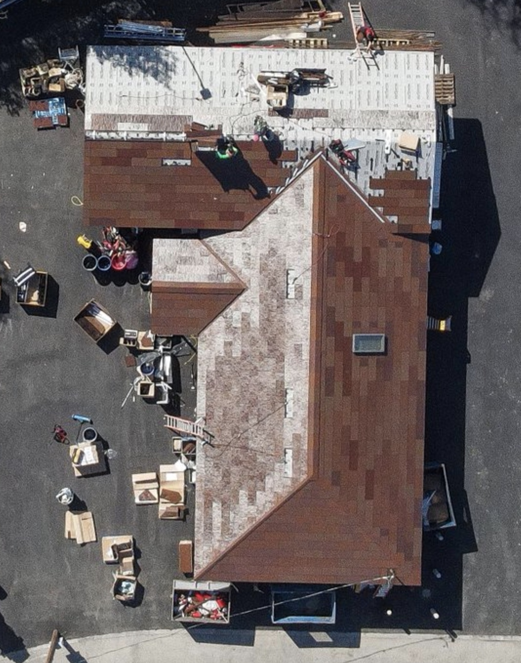 New Tesla Solar Roof tiles spotted at test facility | Electrek