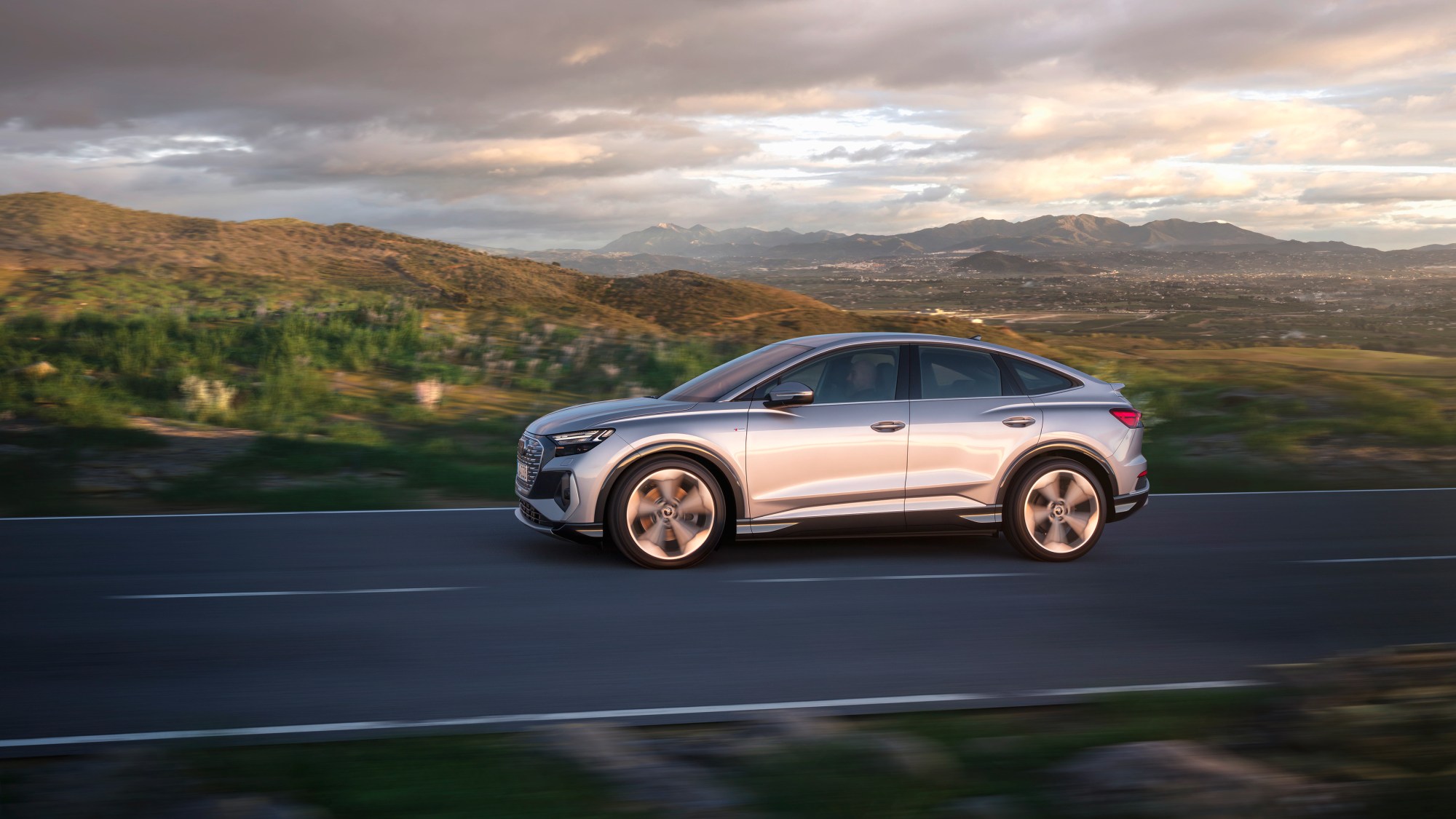 Audi unveils production version of e-tron Q4 electric SUV with over 300 ...