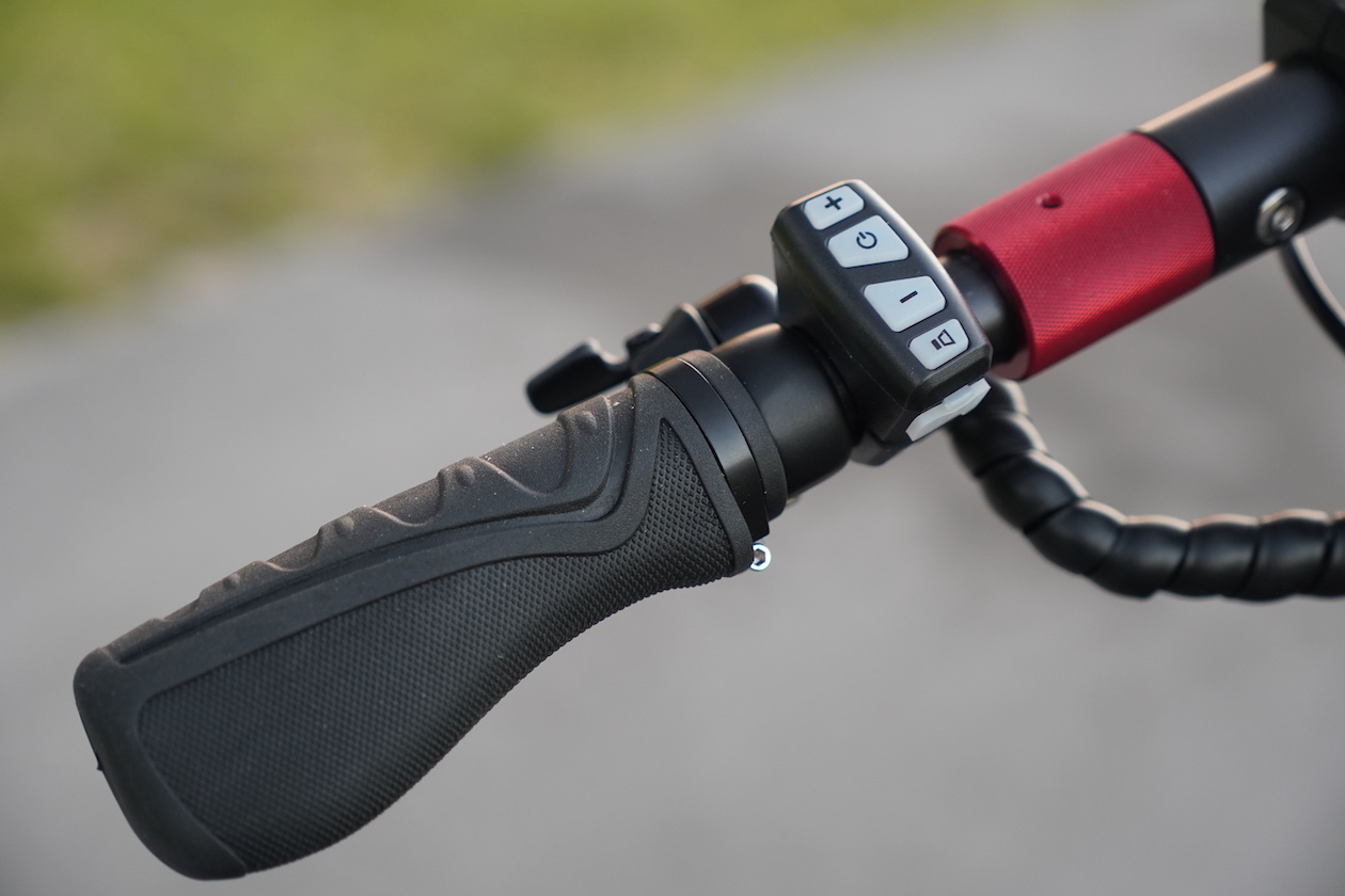 Inokim Quick 4 review: This 25 mph electric scooter is all about the ...