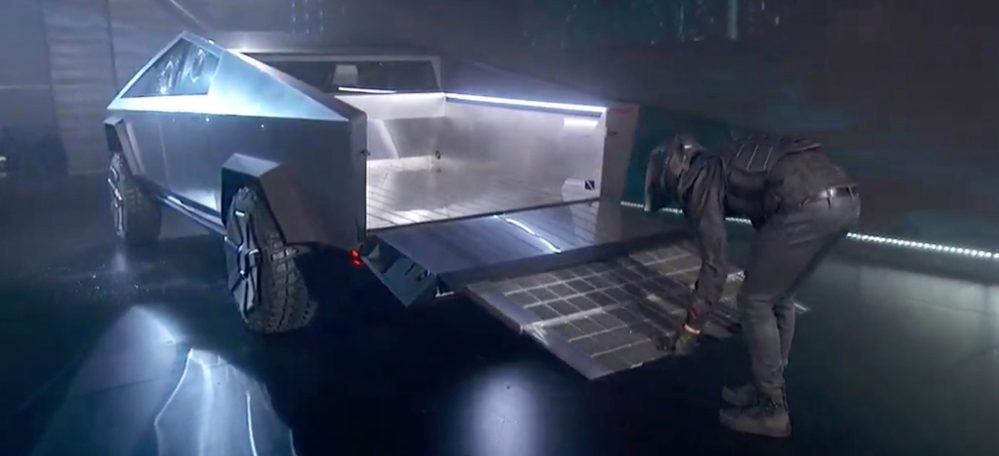 Tesla Cybertruck sighting shows best look at electric pickup's bed and ...