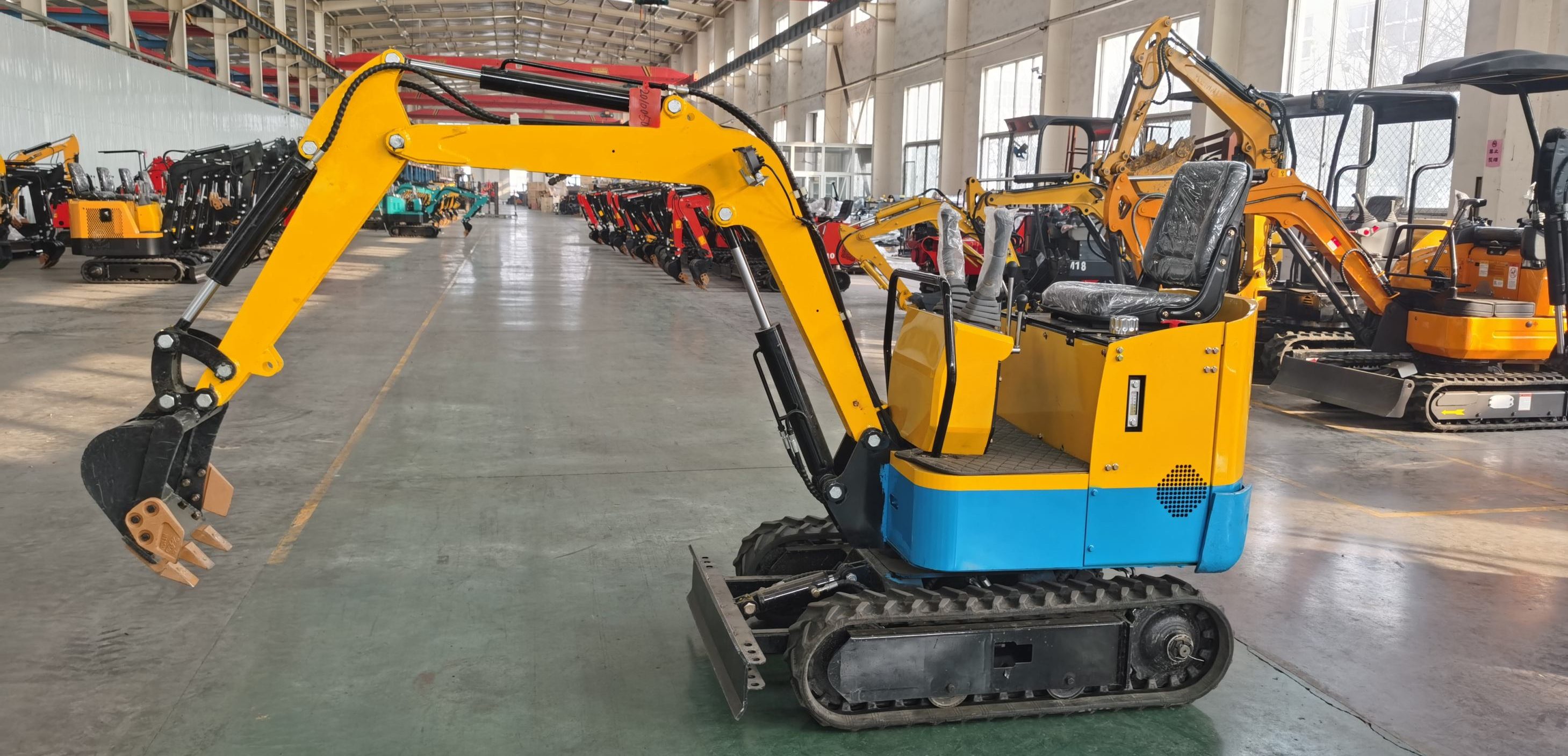 Awesomely Weird Alibaba EV of the Week: Small, cheap electric backhoe!