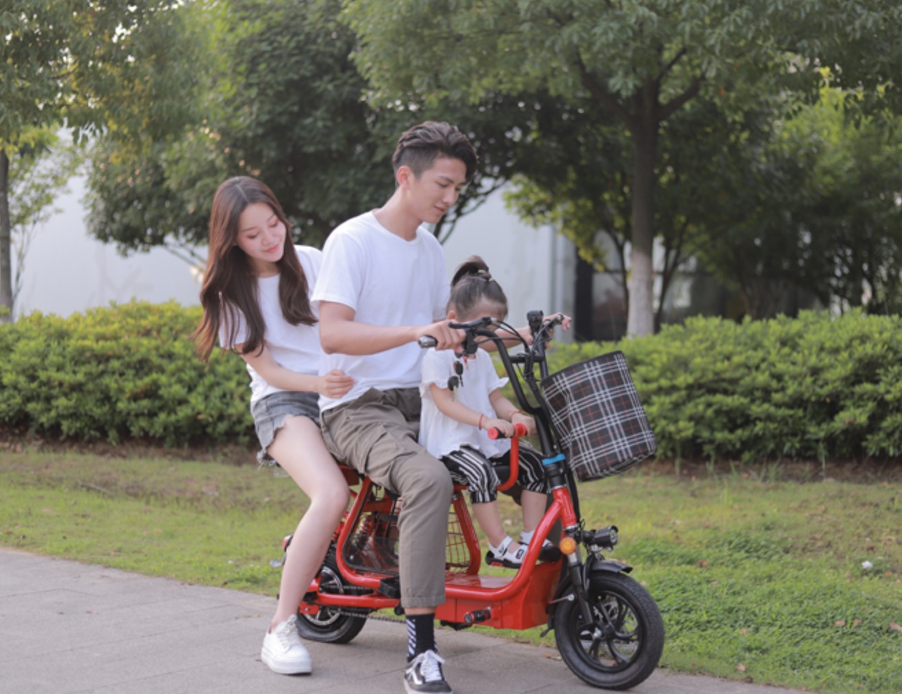 Awesomely Weird Alibaba Electric Vehicle of the Week: $750 3-passenger ...