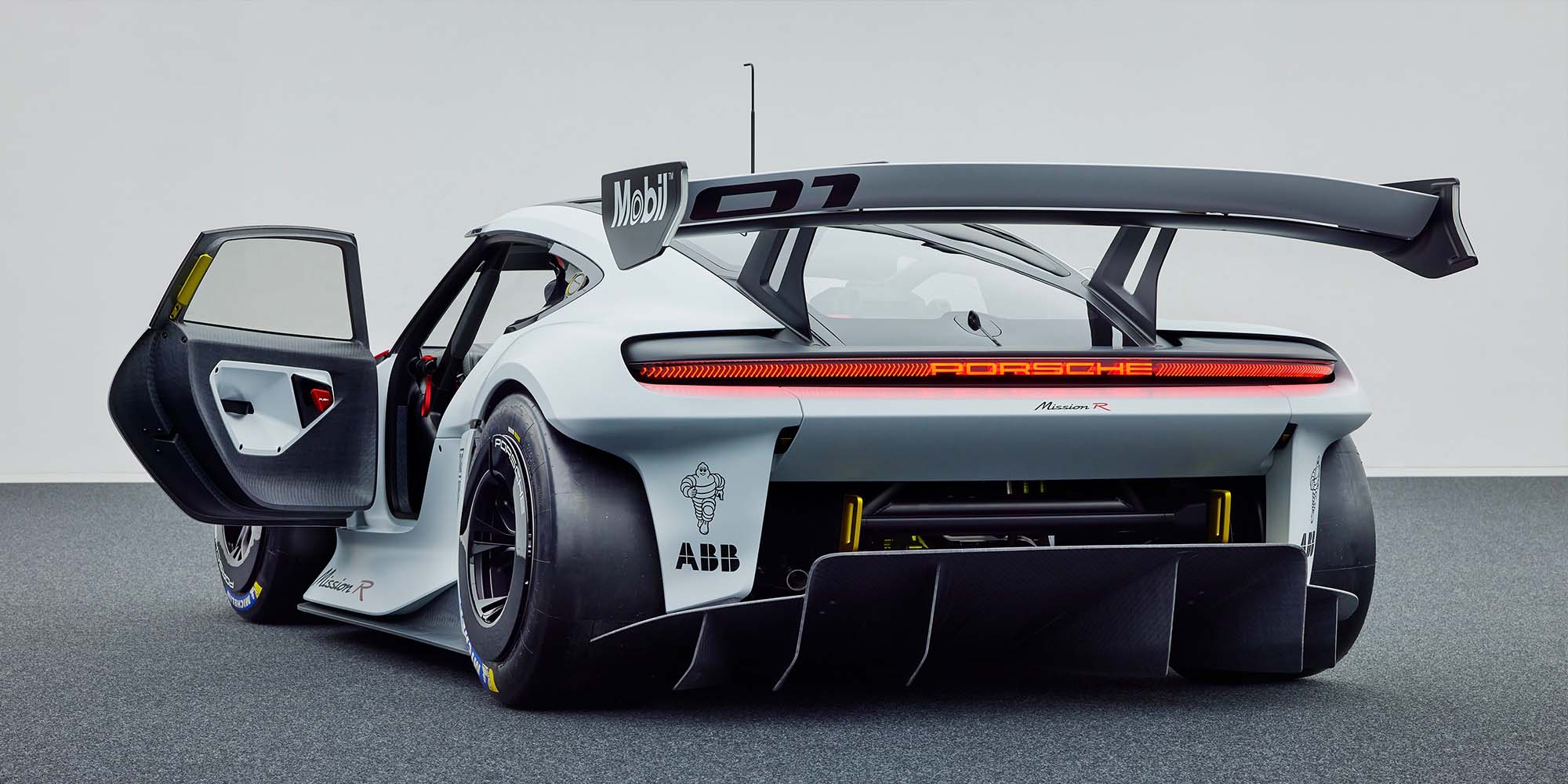 Porsche's Mission R Concept offers glimpse into an all-electric ...