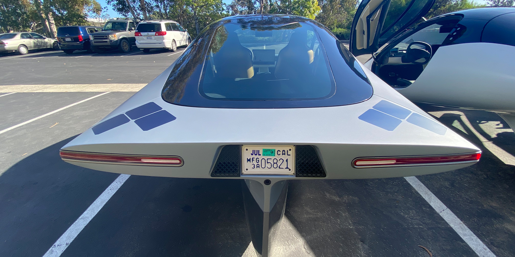 An up close look at the Aptera SEVs and interview with co-founder Chris ...