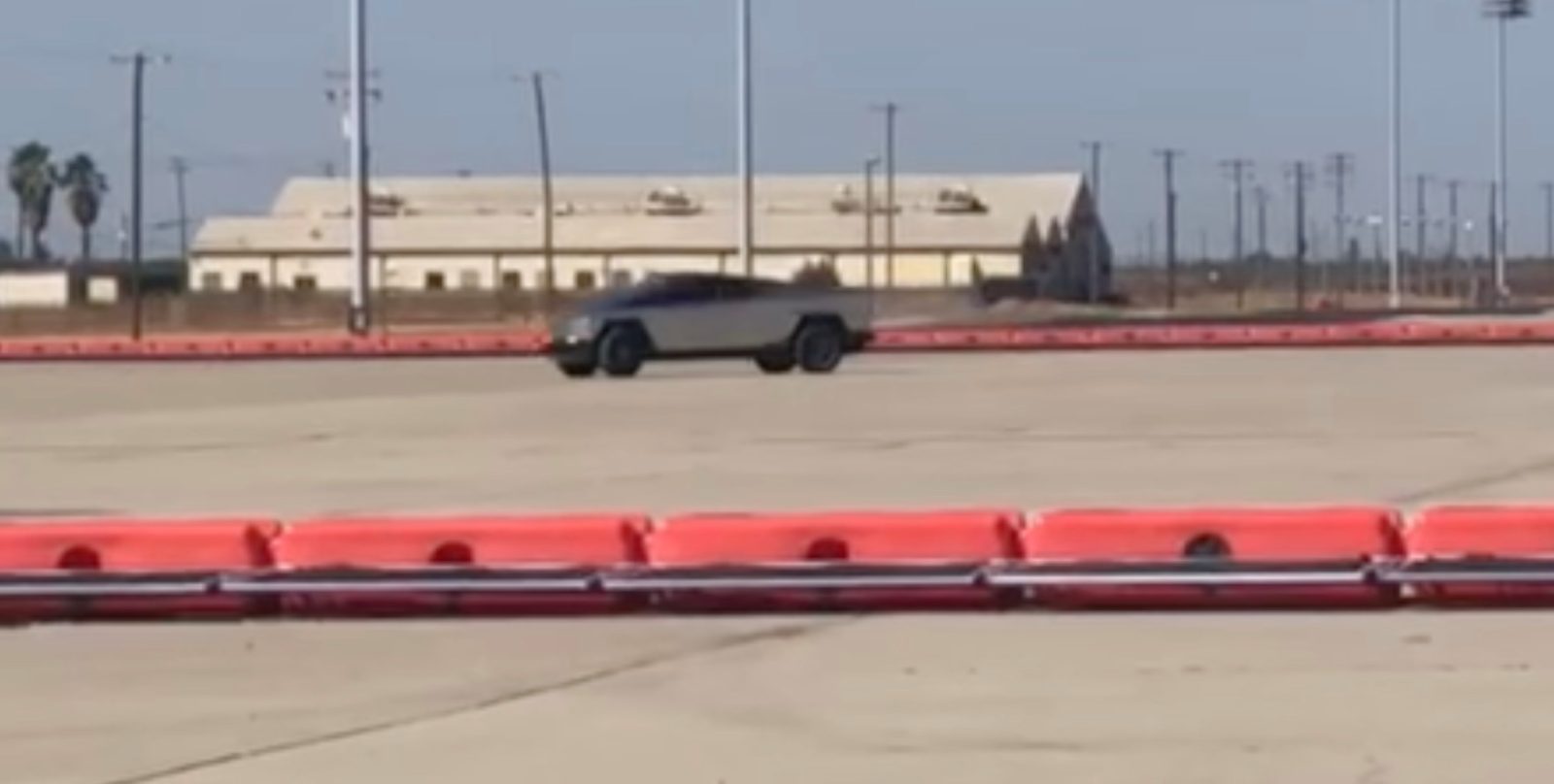 New Tesla Cybertruck prototype spotted with mirrors, possible rear ...