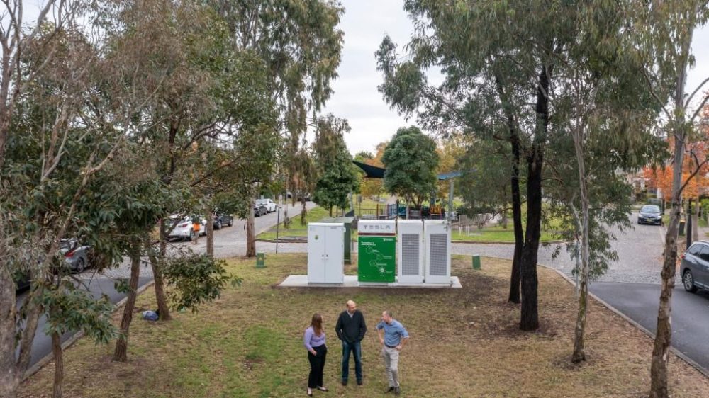 Tesla Powerpacks power new 'community battery' project; 'a big ...