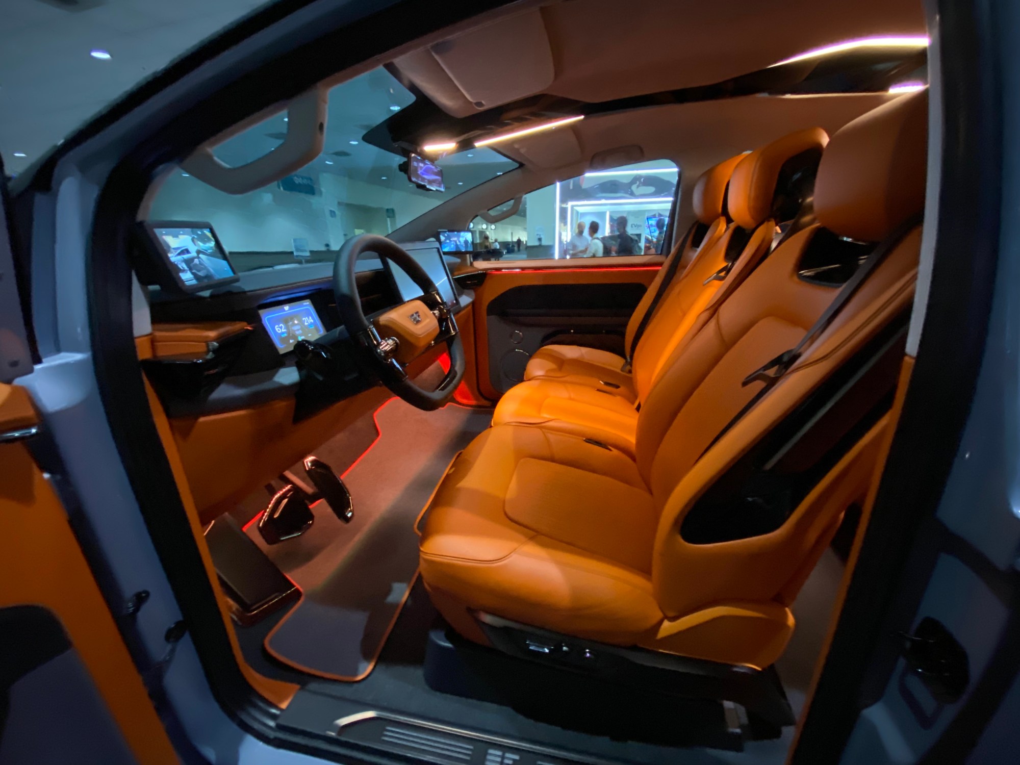 EdisonFuture is developing a Cybertruck-like solar pickup with up to ...