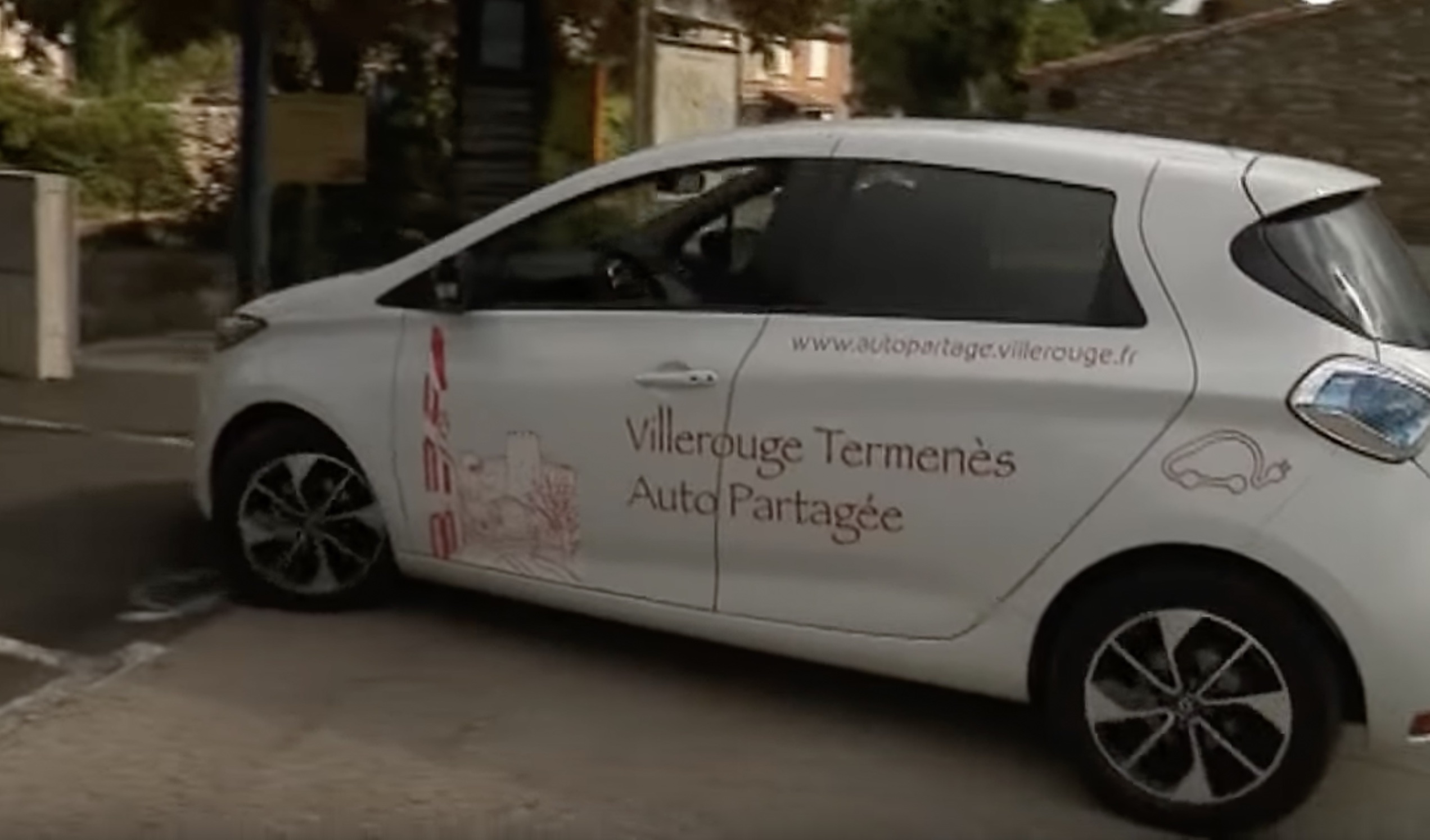 French village increases mobility, cuts carbon with shared EV | Electrek