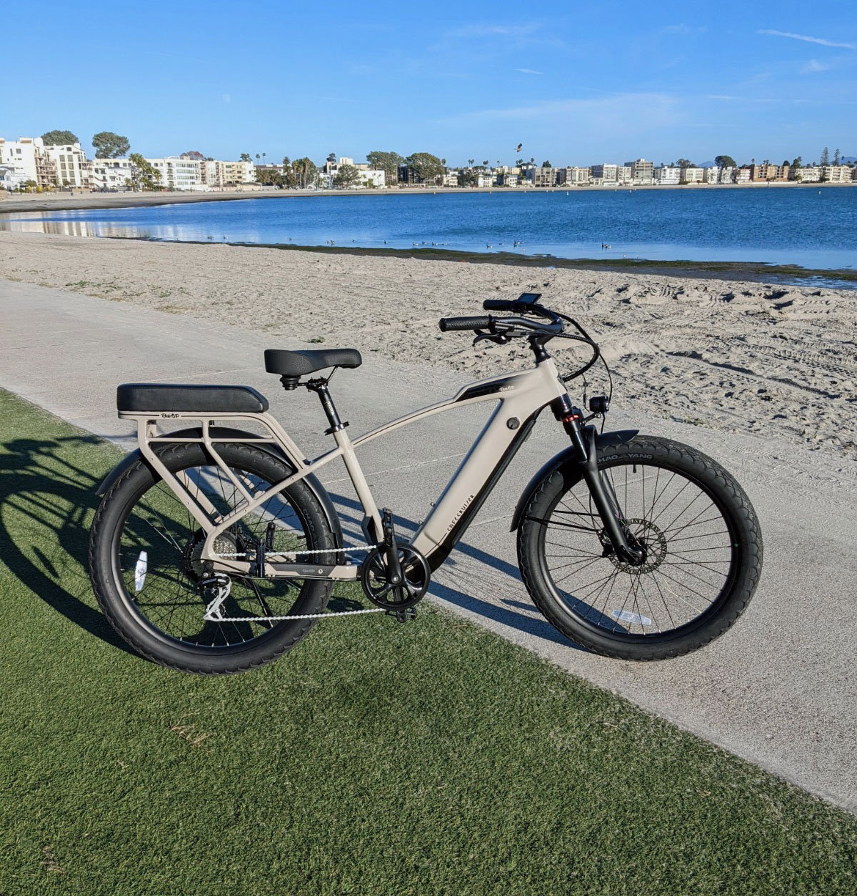Here's how Ride1Up designed its 28 mph 2-passenger Cafe Cruiser e-bike