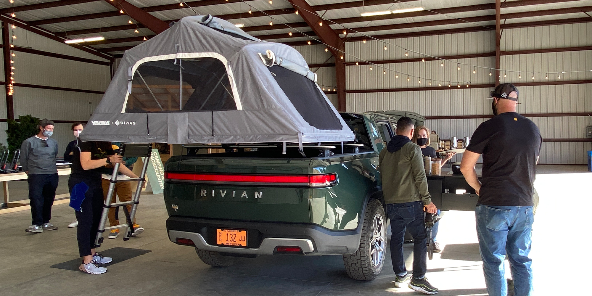 Another close-up look at the Rivian R1T plus test drive footage | Electrek