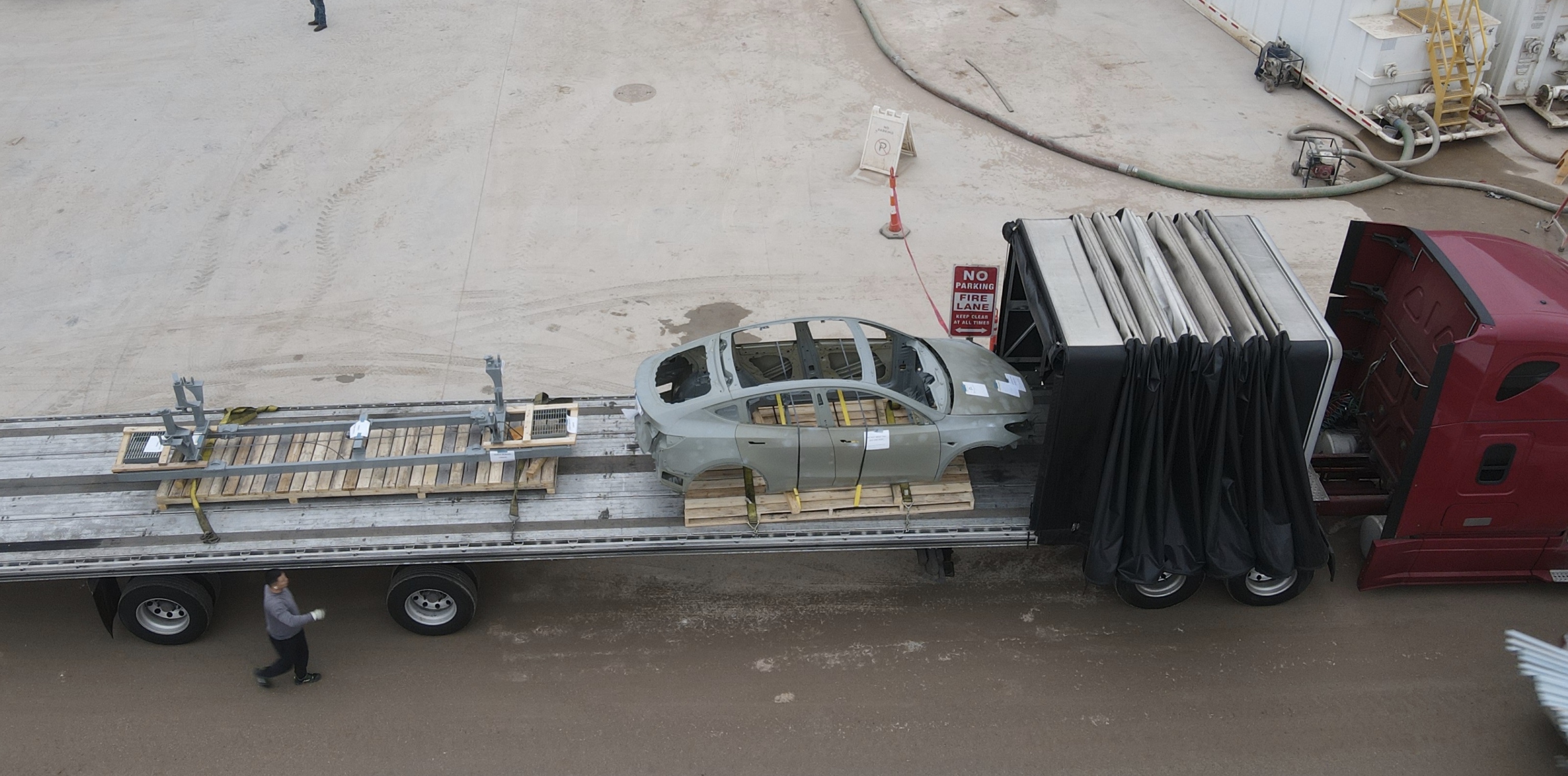Tesla Model Y body for structural battery pack spotted at Gigafactory ...