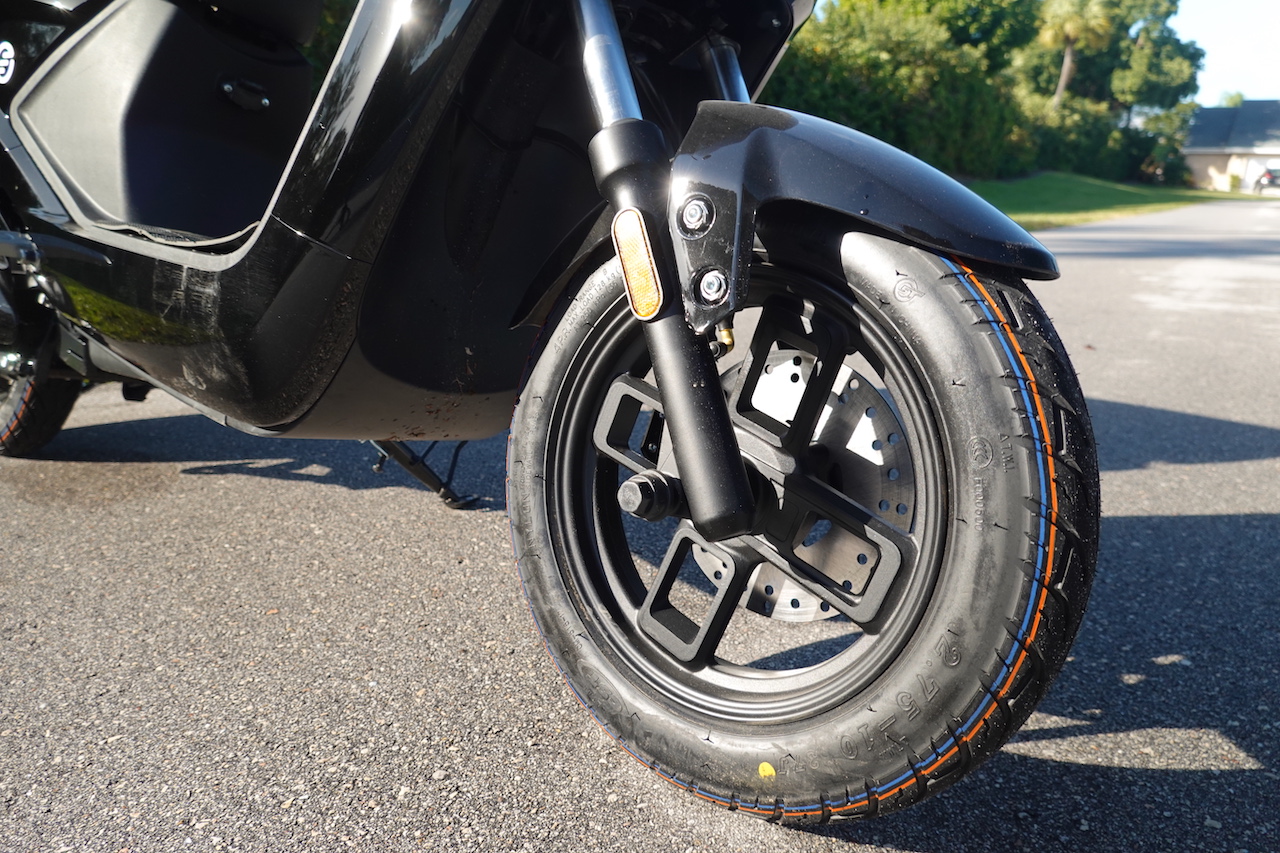 SWFT Maxx electric moped review: Low cost scooters never felt this good!