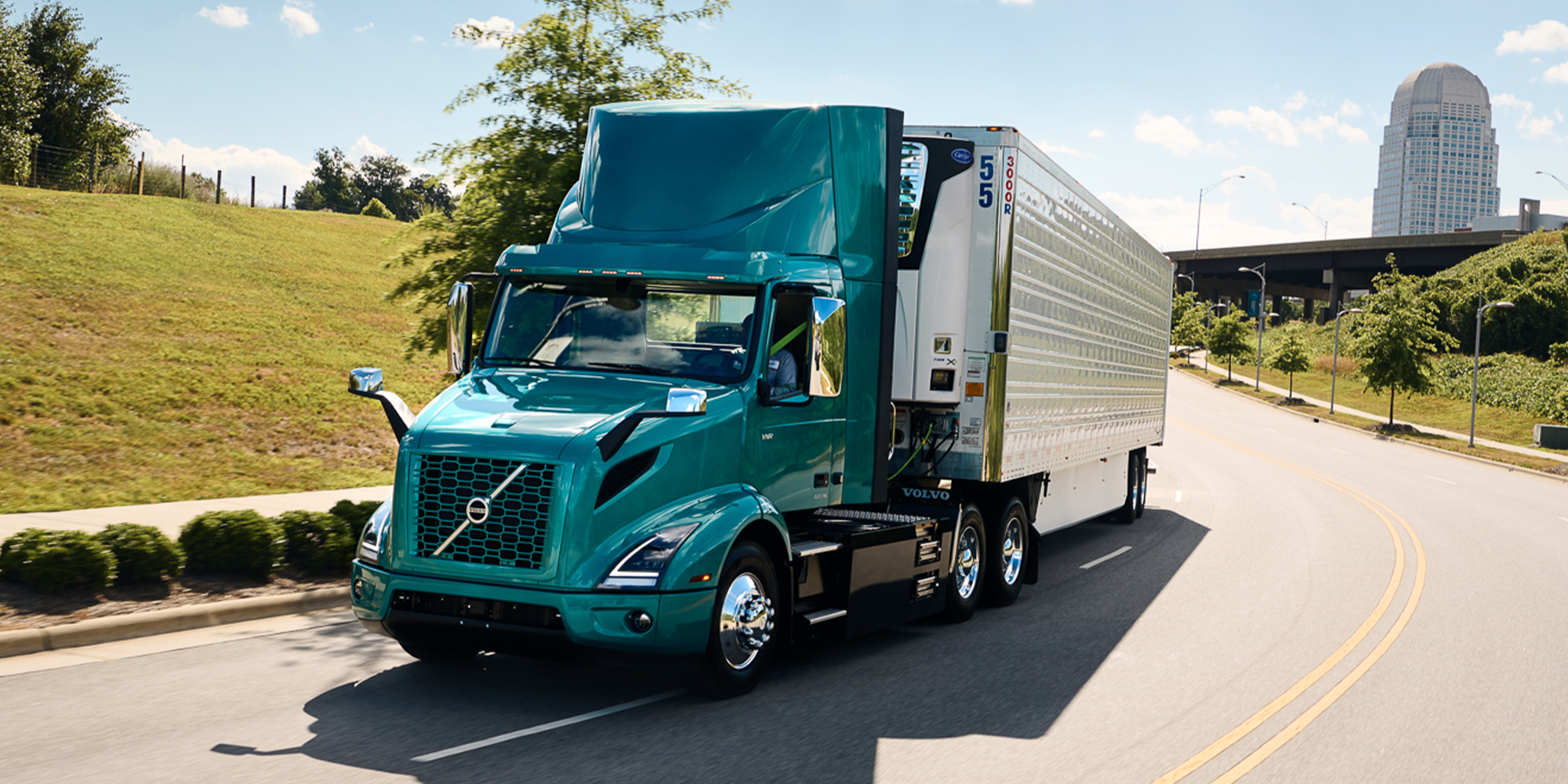 McDonald's puts 10 Volvo VNR Electric class 8 semi trucks to work