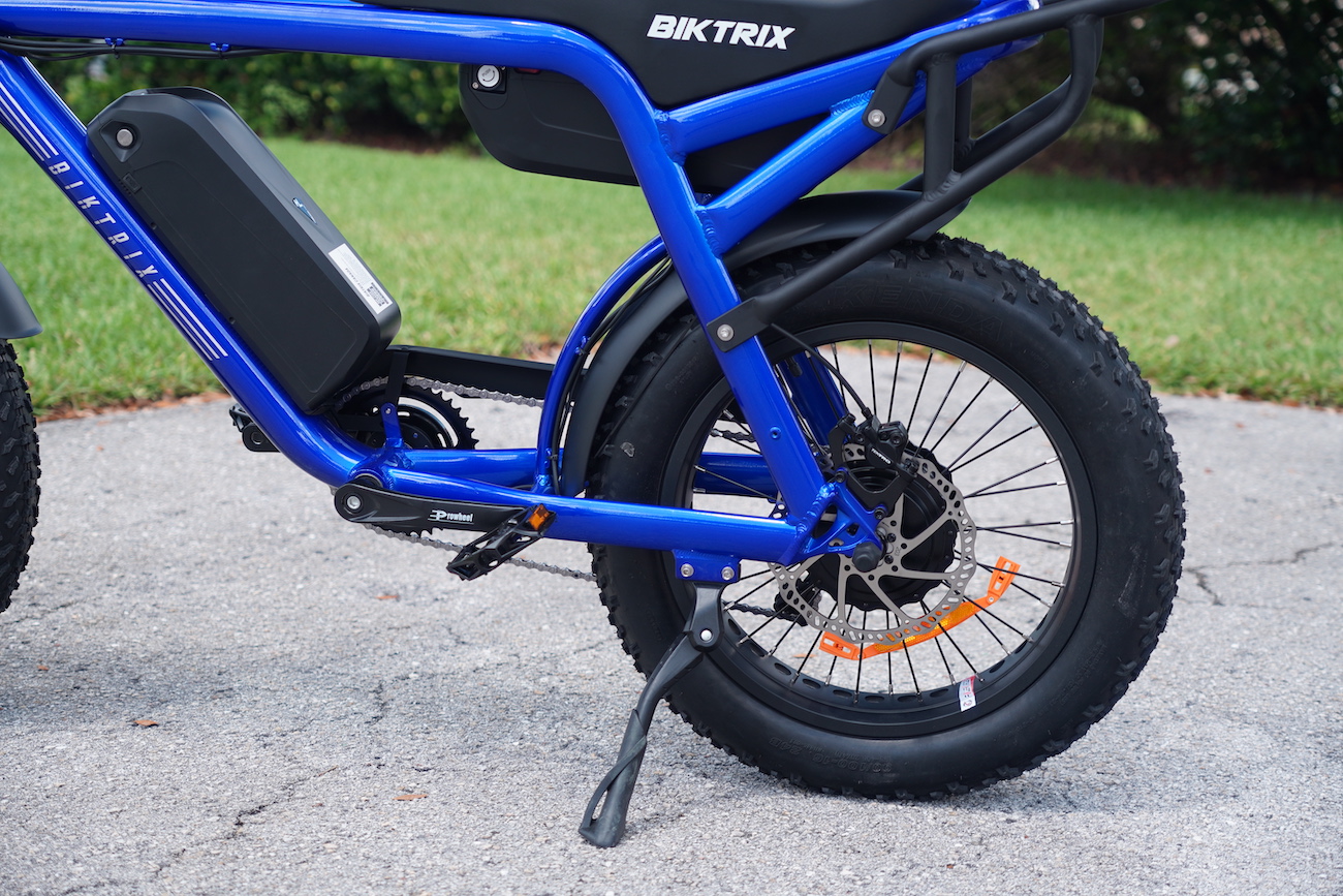 Biktrix Moto review: This 25 mph electric bike has serious moped vibes
