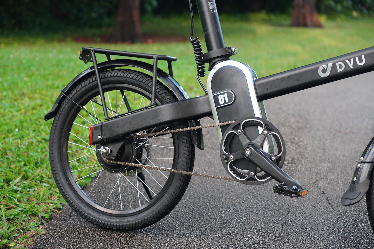 Review: The DYU R1 electric bike packs in nice features in a $999 e-bike