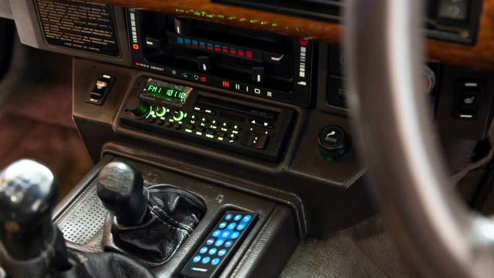 Current Classics: '92 Range Rover Vogue gets the silent treatment