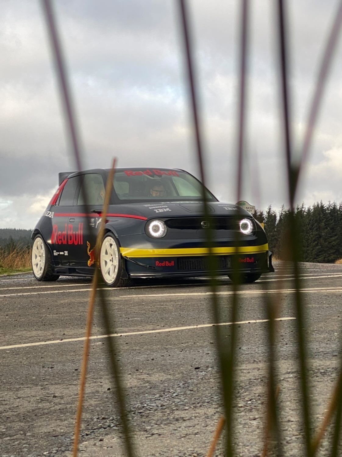 Honda e goes full thicc boi with touring car widebody kit (lots of ...