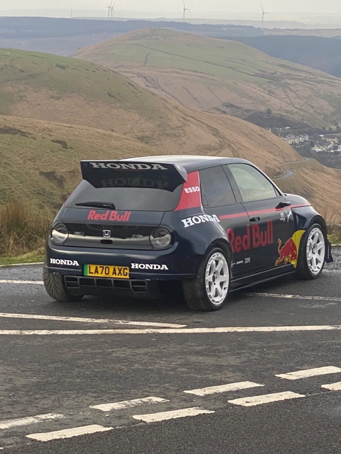 Honda e goes full thicc boi with touring car widebody kit (lots of ...