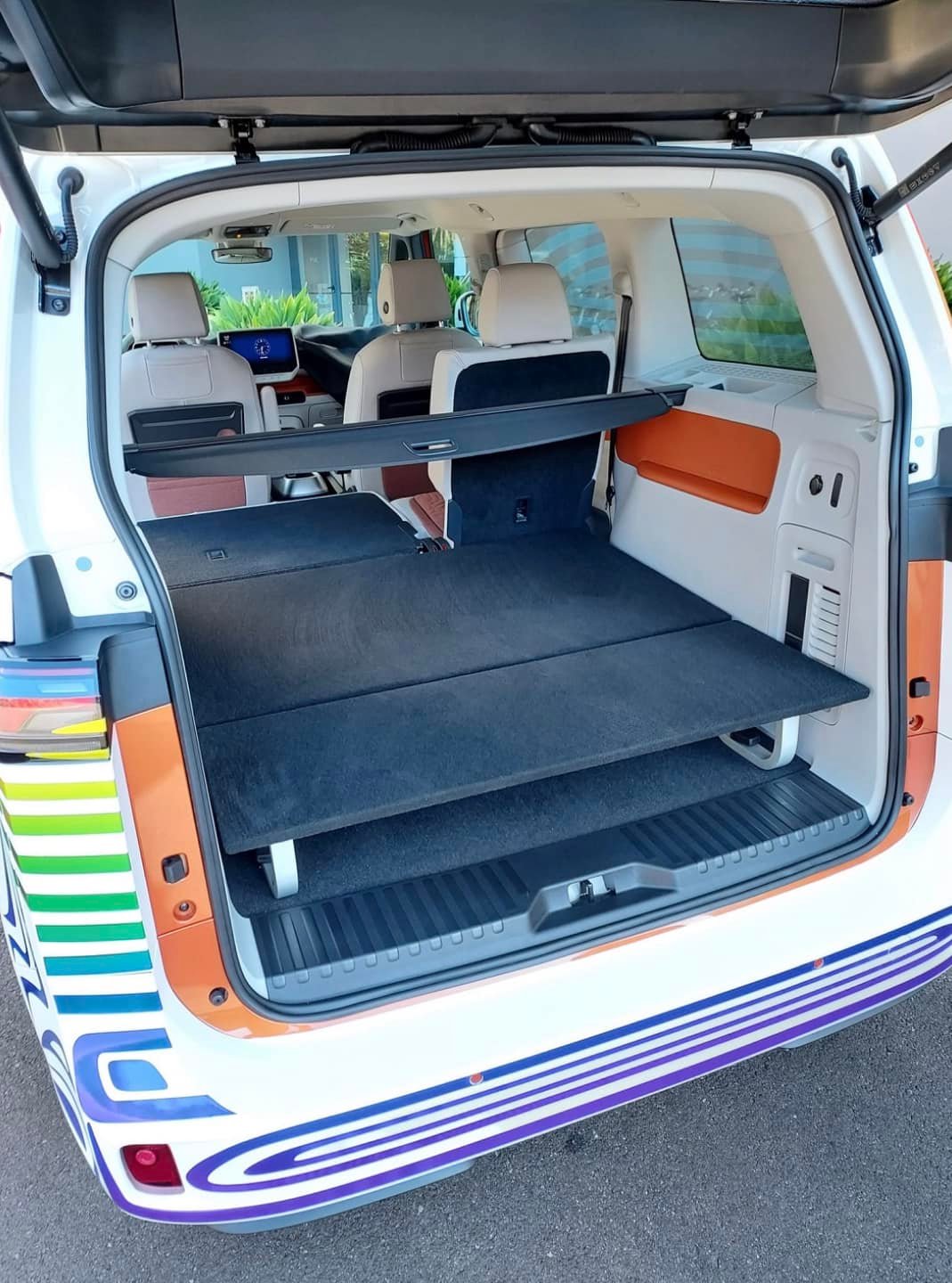 Leaked: Peek inside the new VW ID. Buzz before you’re supposed to!