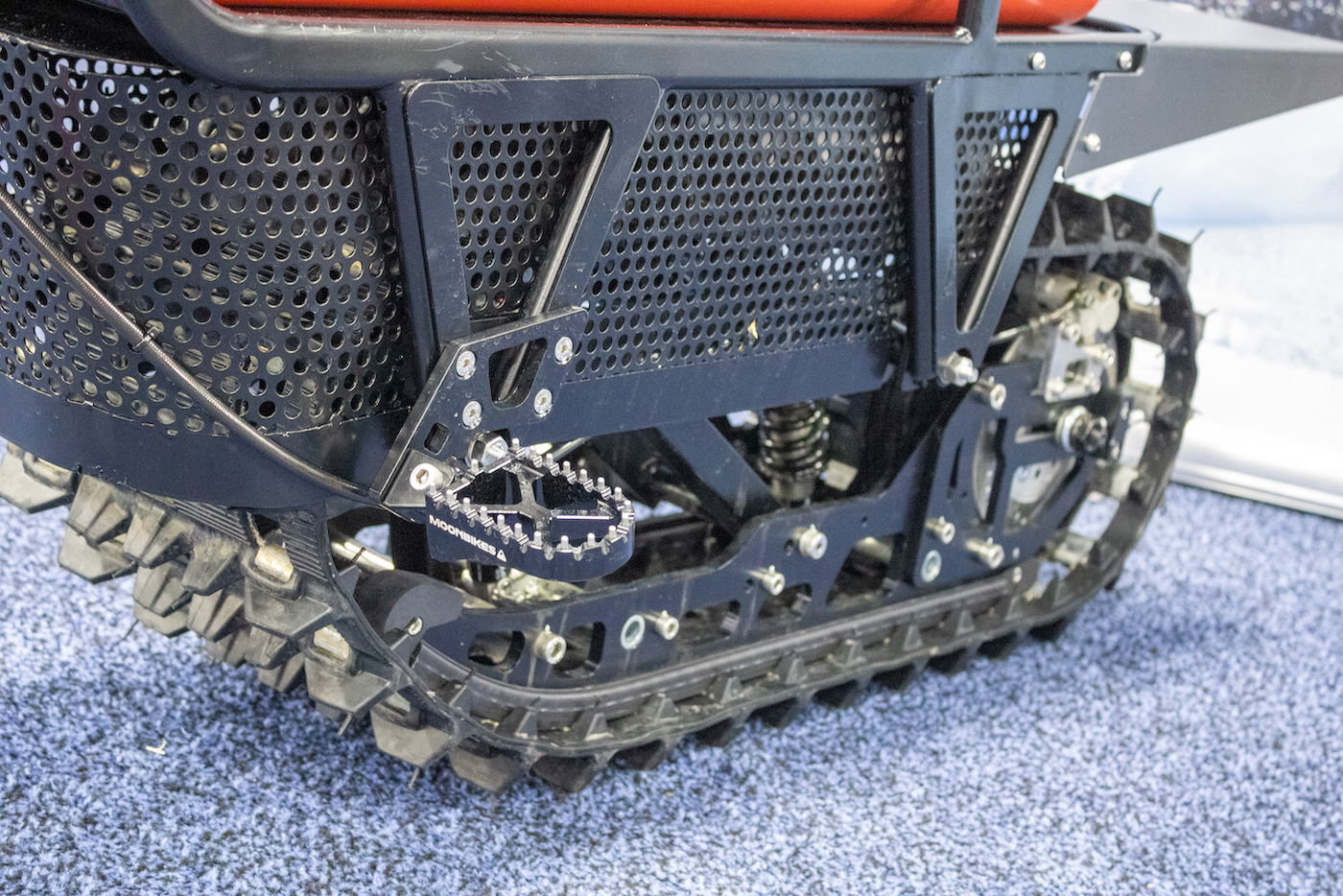 Closer look at Moonbikes's fun-looking electric snowmobile/e-bike mashup