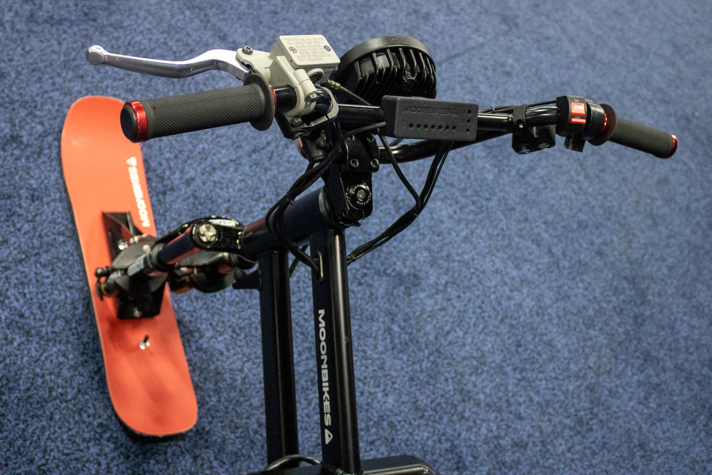 Closer look at Moonbikes's fun-looking electric snowmobile/e-bike mashup