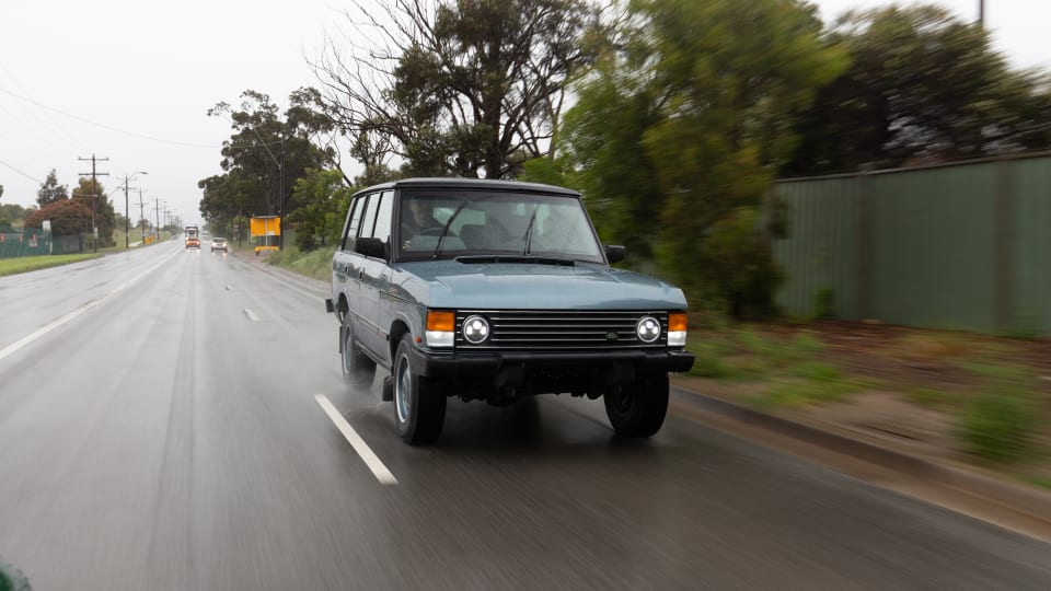 Current Classics: '92 Range Rover Vogue gets the silent treatment