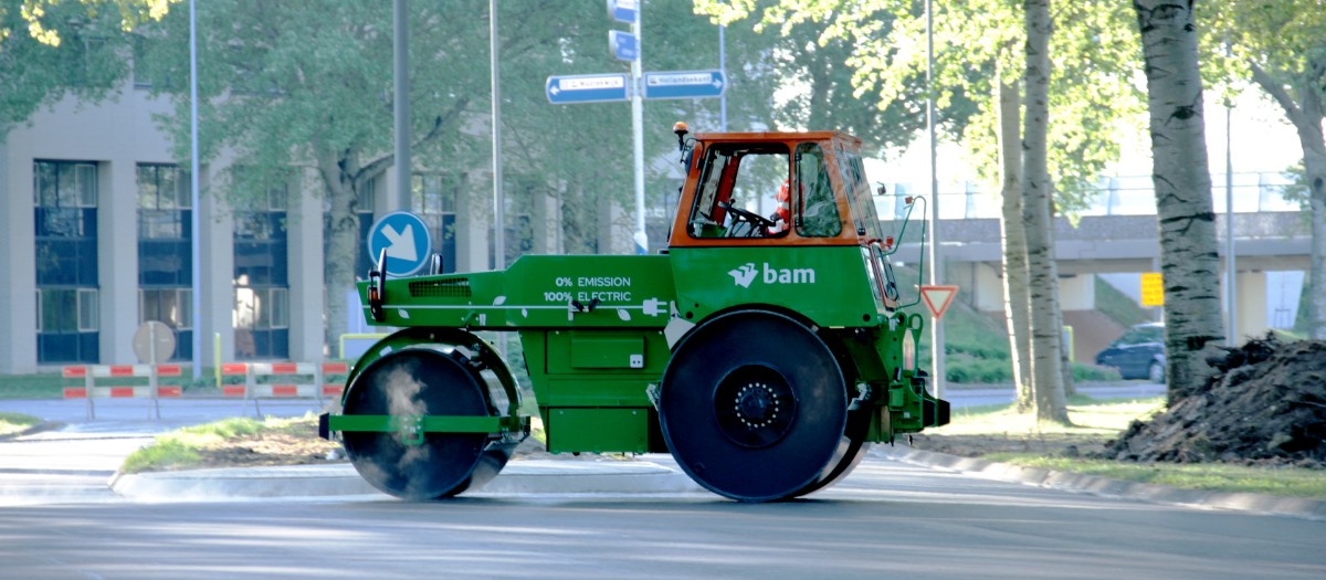 Royal BAM announces 'world's first' fully electric asphalt road paver