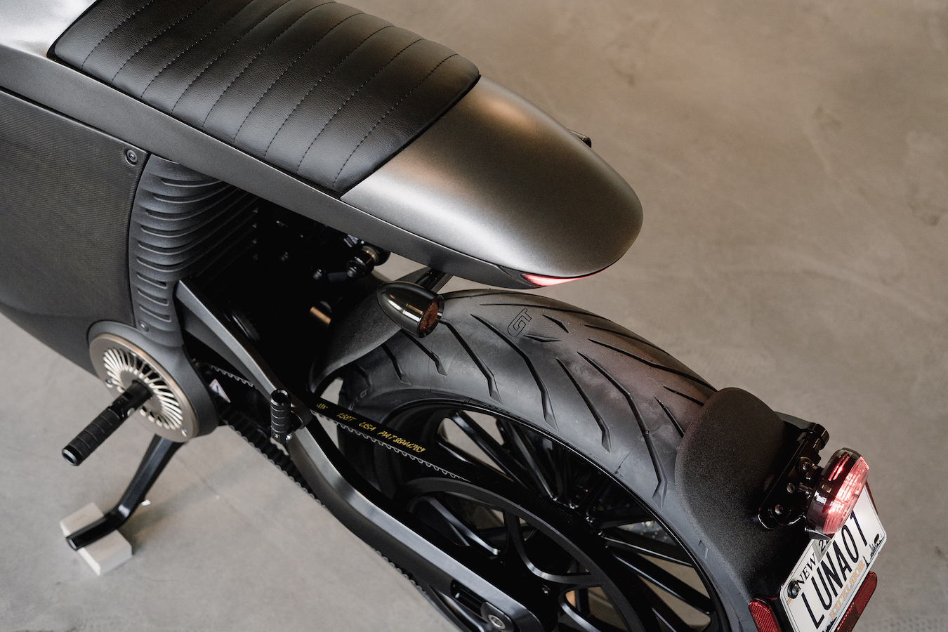 Tarform begins delivering its slick-looking US-built electric ...