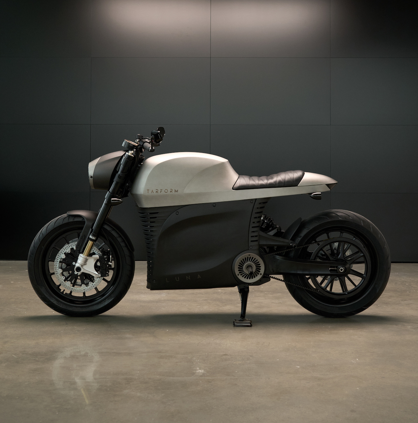 Tarform begins delivering its slick-looking US-built electric ...