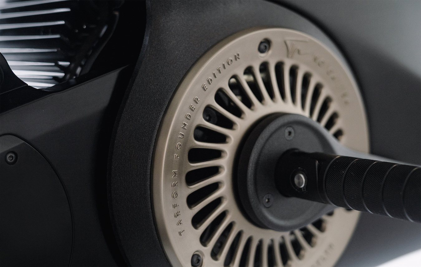 Tarform begins delivering its slick-looking US-built electric ...