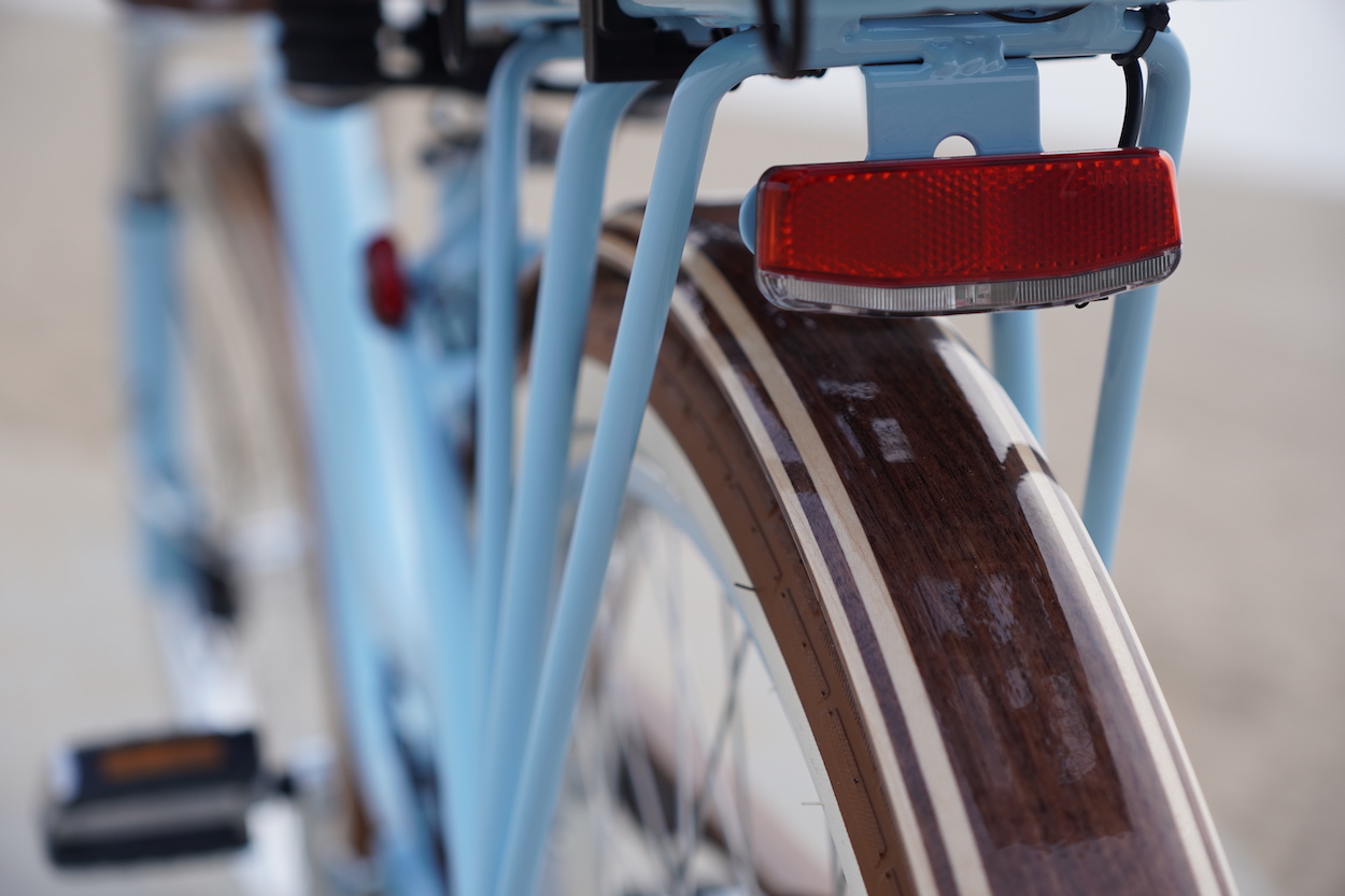 Electric Bike Company Model Y Review: 28 MPH California Cruiser Vibes