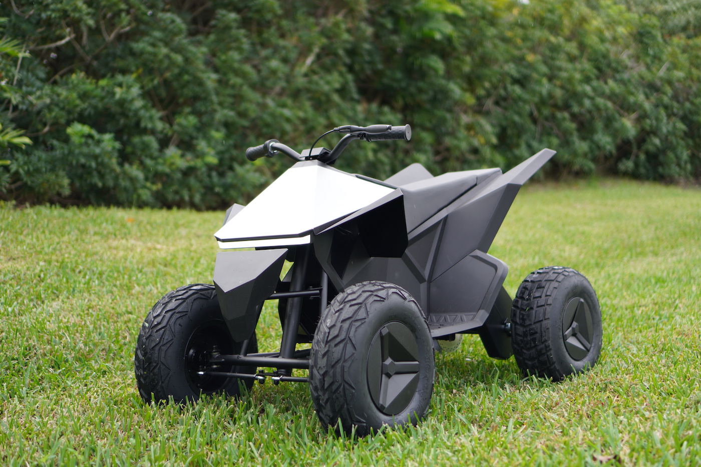 Review: Tesla Cyberquad for Kids is so much more than an electric kids toy