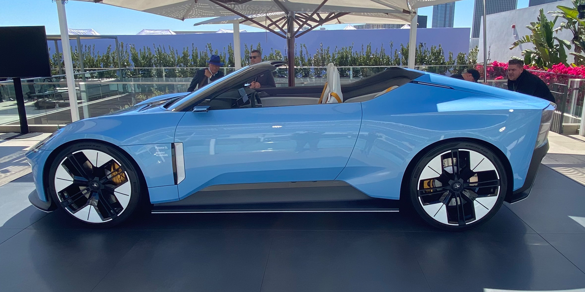 First look at the Polestar O₂ concept: A hard-top roadster convertible ...