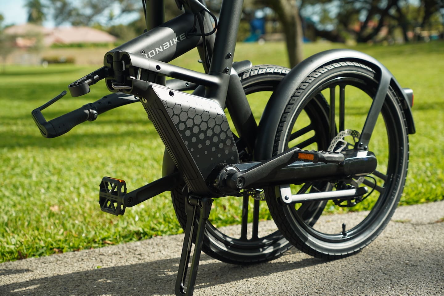 Honbike review: Testing a neat-looking Japanese driveshaft electric bike