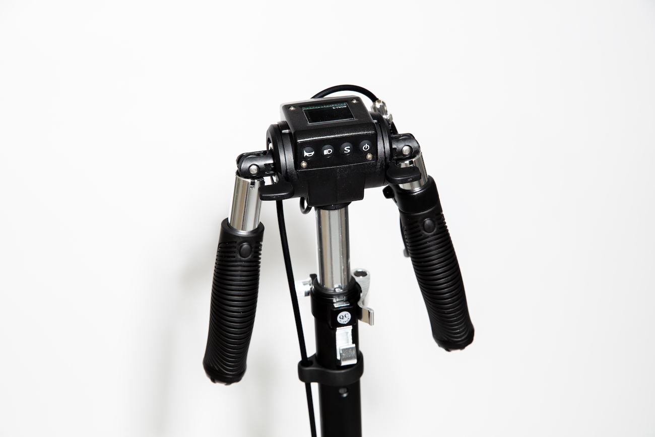 Mosquito unveiled as 29 lbs. and 25 mph full-suspension electric scooter