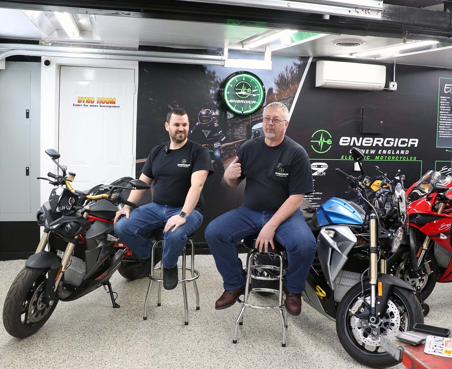 Dueling electric motorcycles set new record in daring race across the US