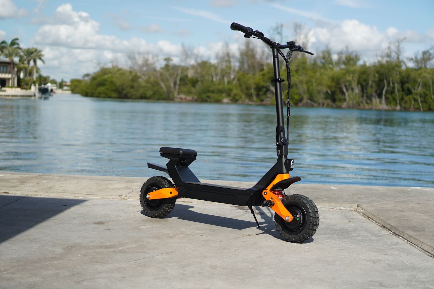 Fiido Beast review: The 30 mph electric scooter that lets you sit on stand